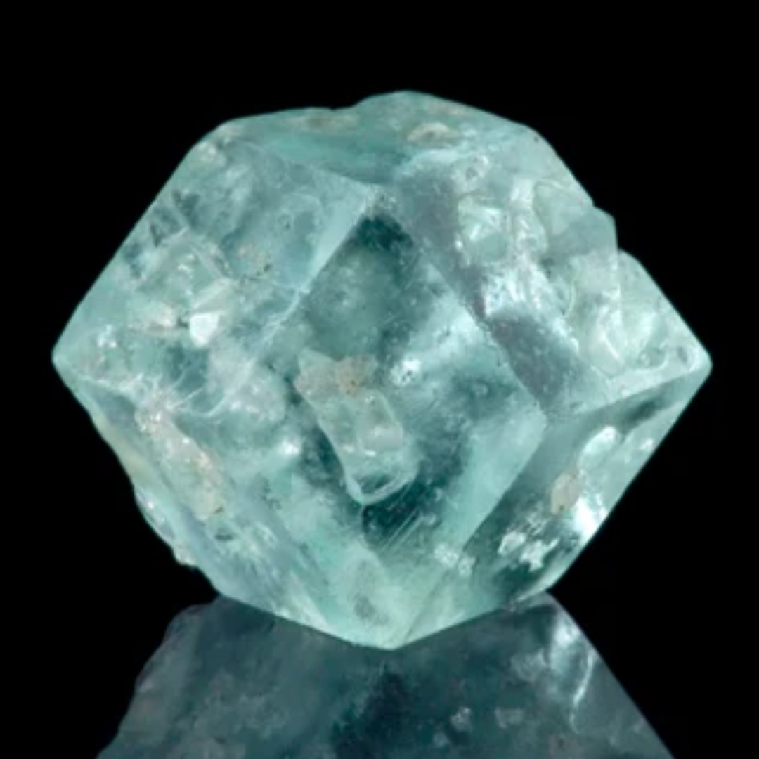 Albite: The Sodium-Rich Plagioclase Feldspar Mineral – Fierce Lynx Designs