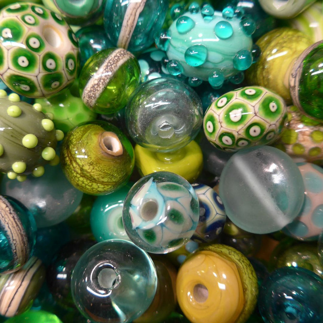Discover Glass Bead Types: From Lampwork to Crystal Beads – Fierce Lynx ...