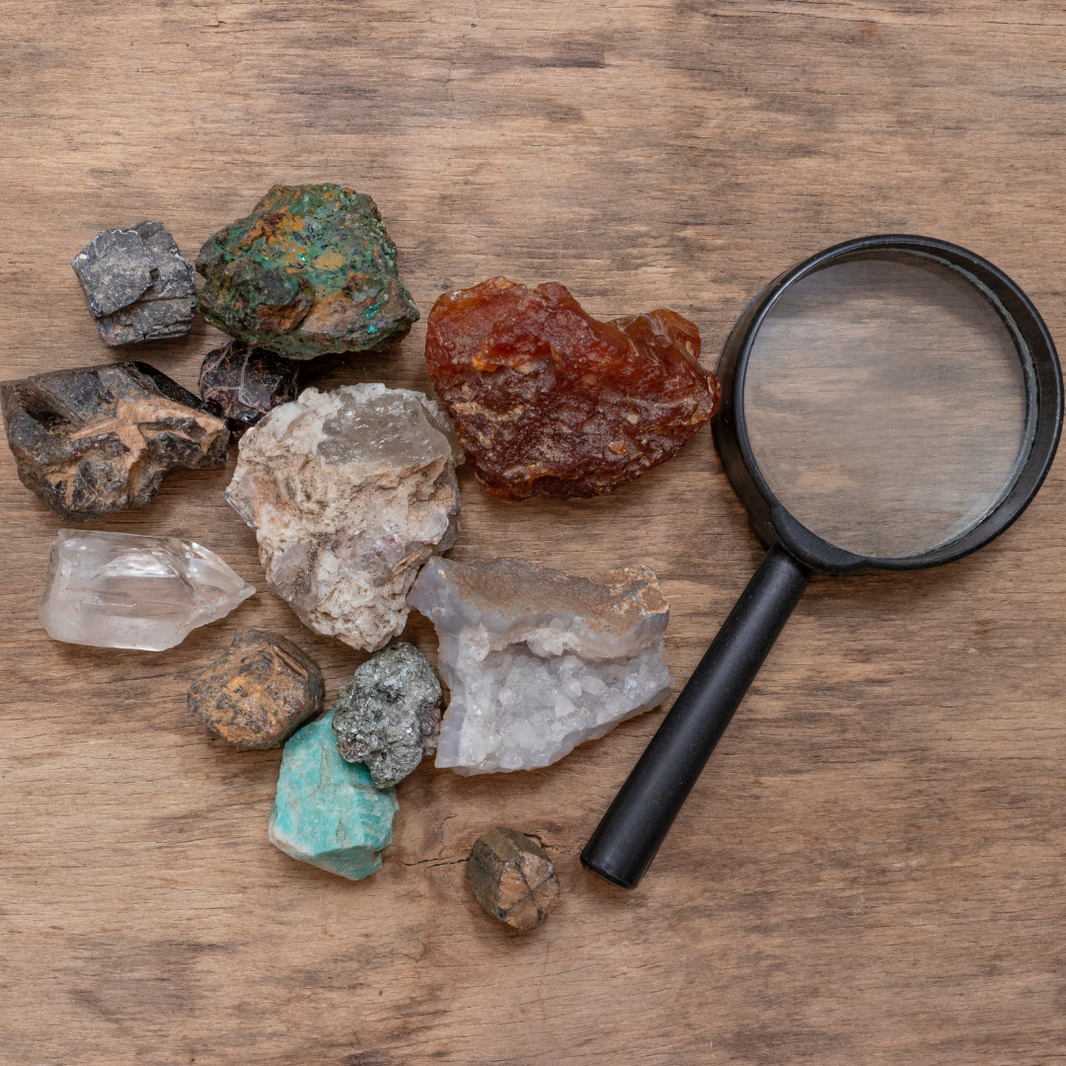 Galena Mineral: Properties, Benefits, and Uses – Fierce Lynx Designs